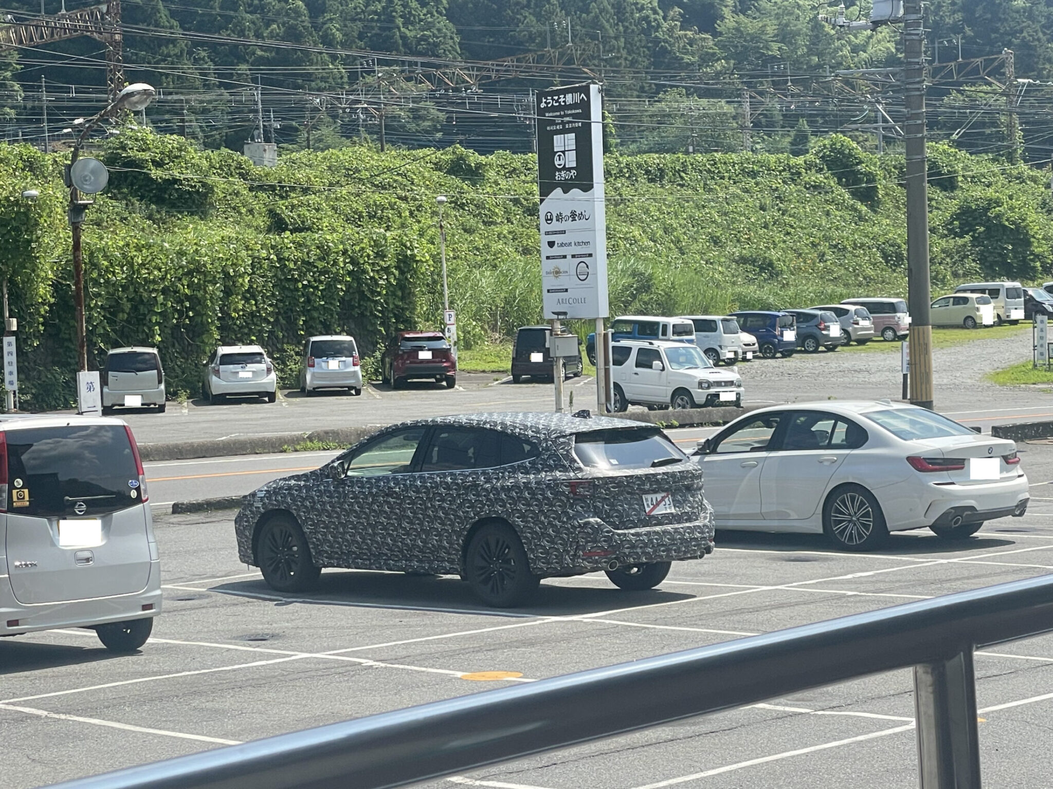 新型【レヴォーグ レイバック】発売いつ？2023年9月7日の先行予約開始を公式発表、ティザー画像4枚公開、新デザインのフロントグリル、3眼アイ ...